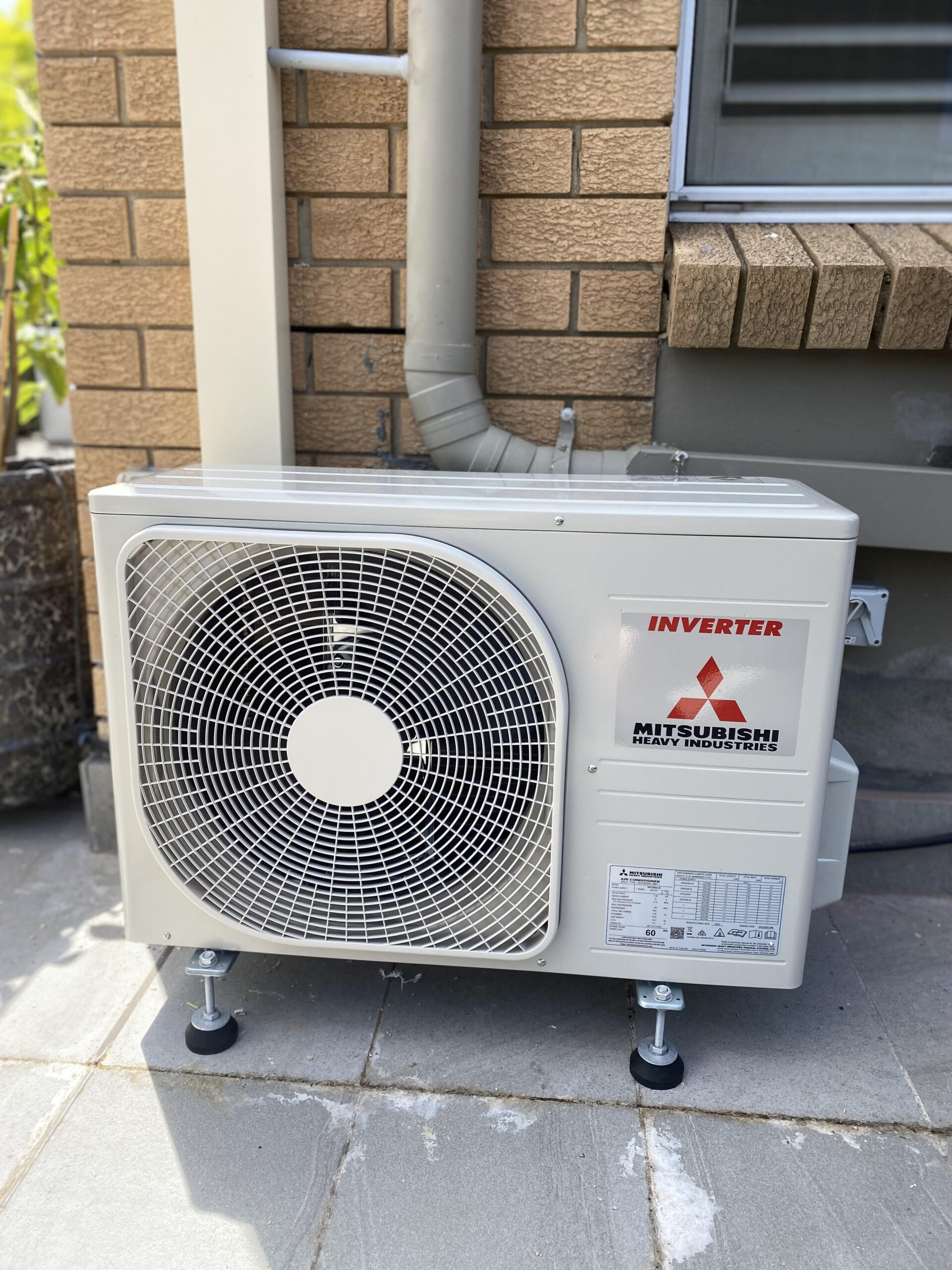 Project - Mitsubishi split system installation at Balmain area. - ABC ...